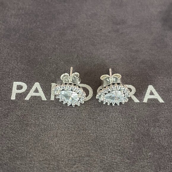 Pandora | Jewelry | Pandora Sparkling Pear Halo Stud Earrings Radiant ...